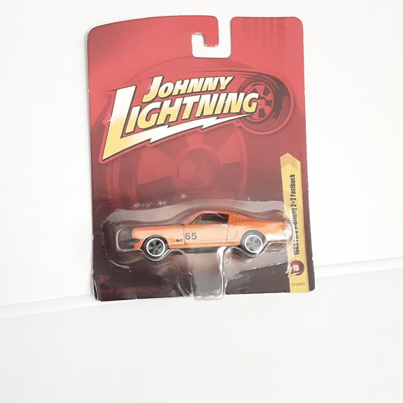 Johnny Lightning | Toys | Johnny Lightning 965 Ford Mustang 22 Fastback ...